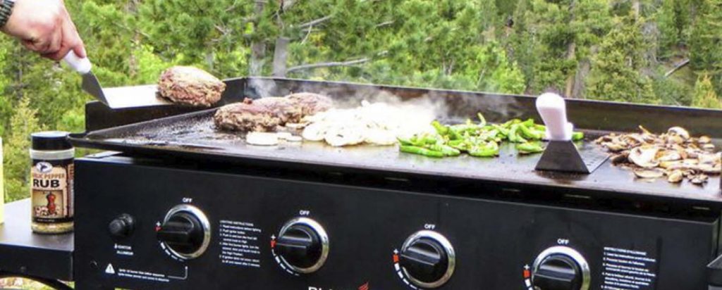 7 Best Outdoor Griddle Tips for Great Tailgate Food (2024)
